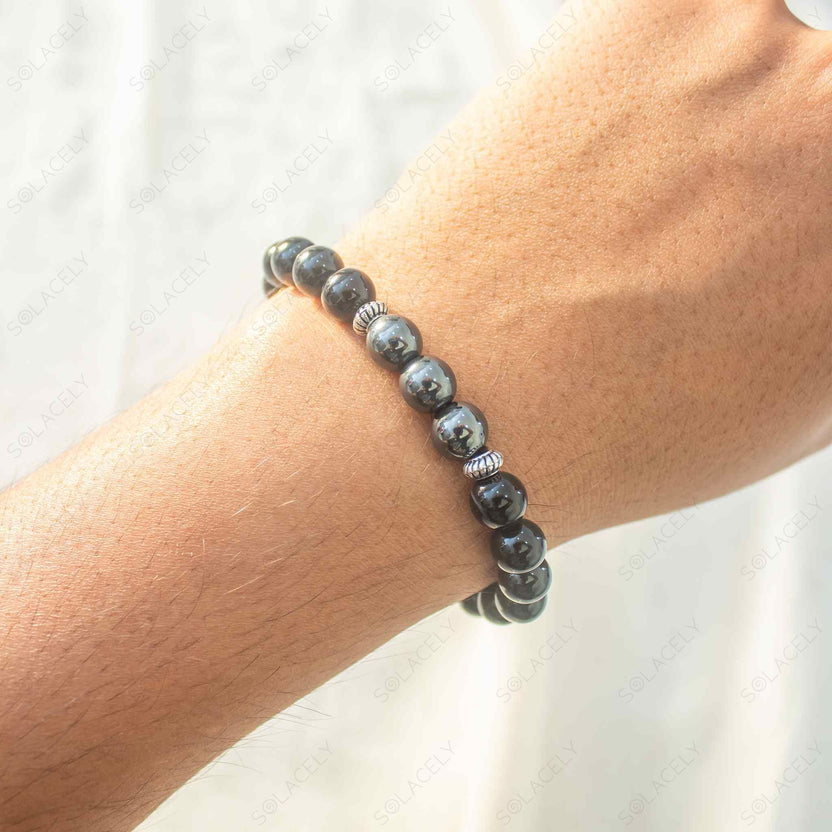 Which Hand Should You Wear Your Crystal Bracelet? - Solacely Co